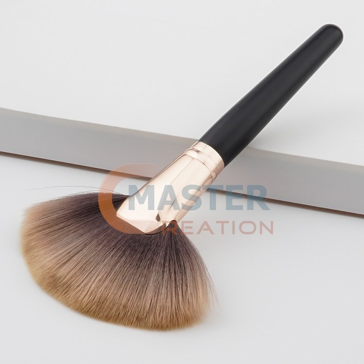 Fan Bristle Brush | Fan Shaped Brush | Loose Paint Brush | Master ...